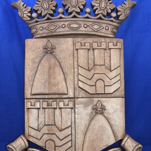 Custom Family Crest Coat of Arms Personalized Family Shield Wooden ...
