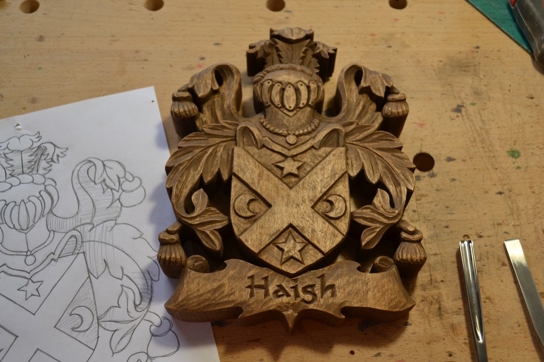 Family Crest Woodcarving - Etsy