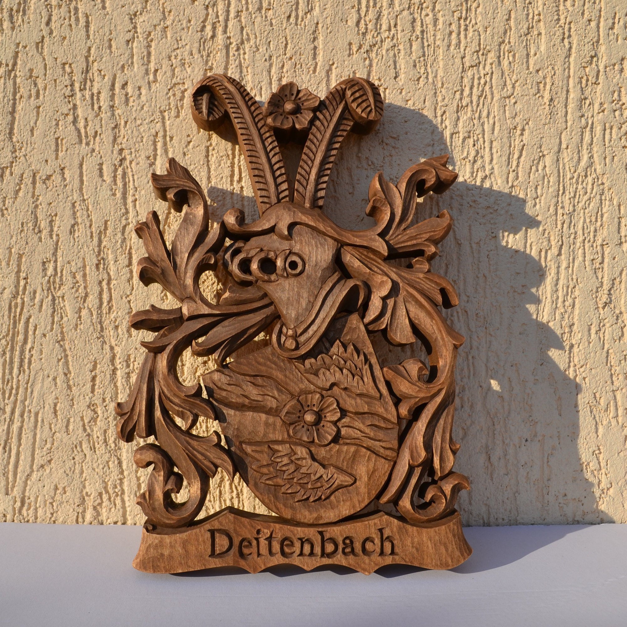 Custom Family Crest Coat of Arms Personalized Family Shield | Etsy