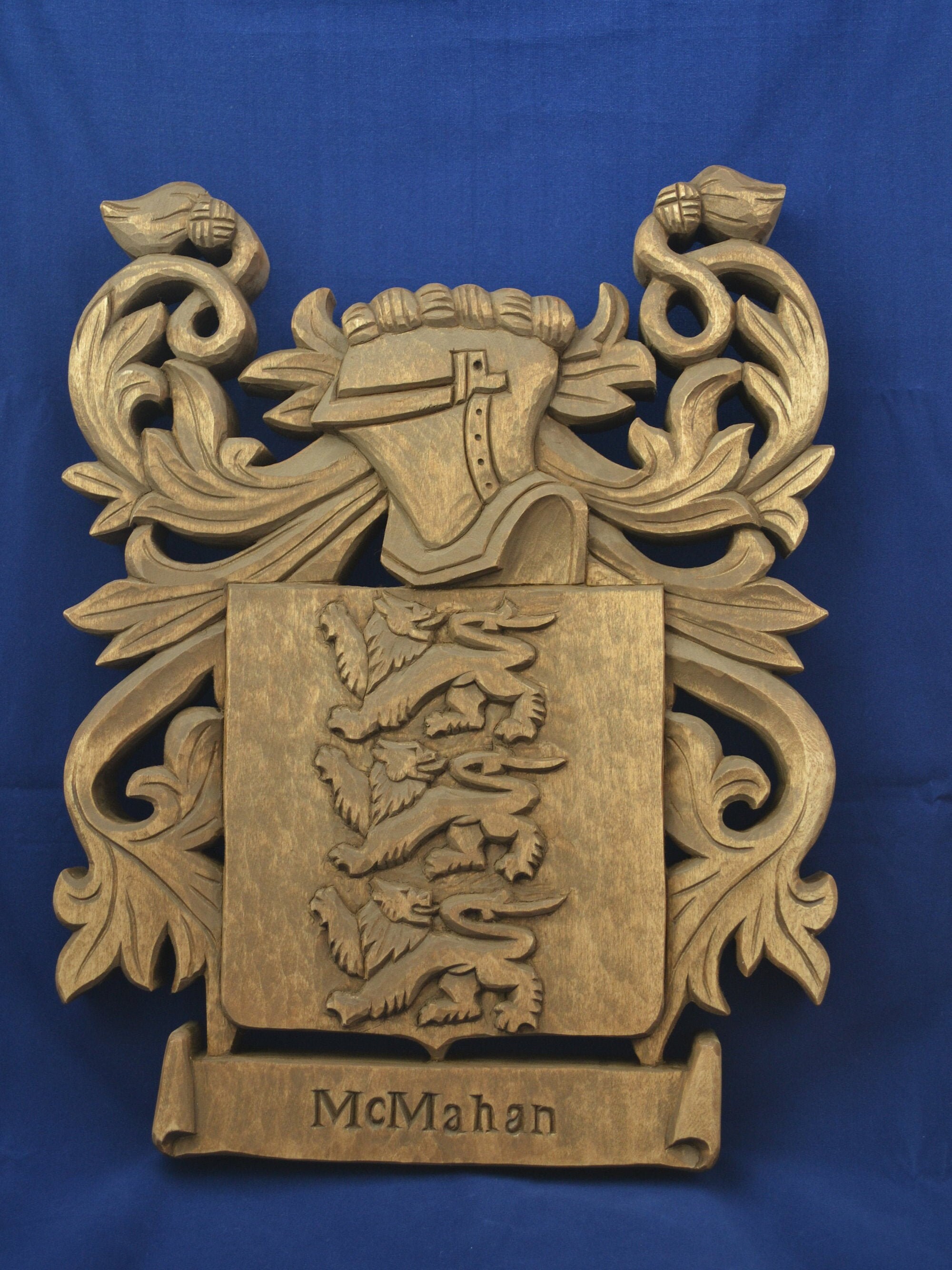 Custom Family Crest Coat of Arms Personalized Family Shield | Etsy