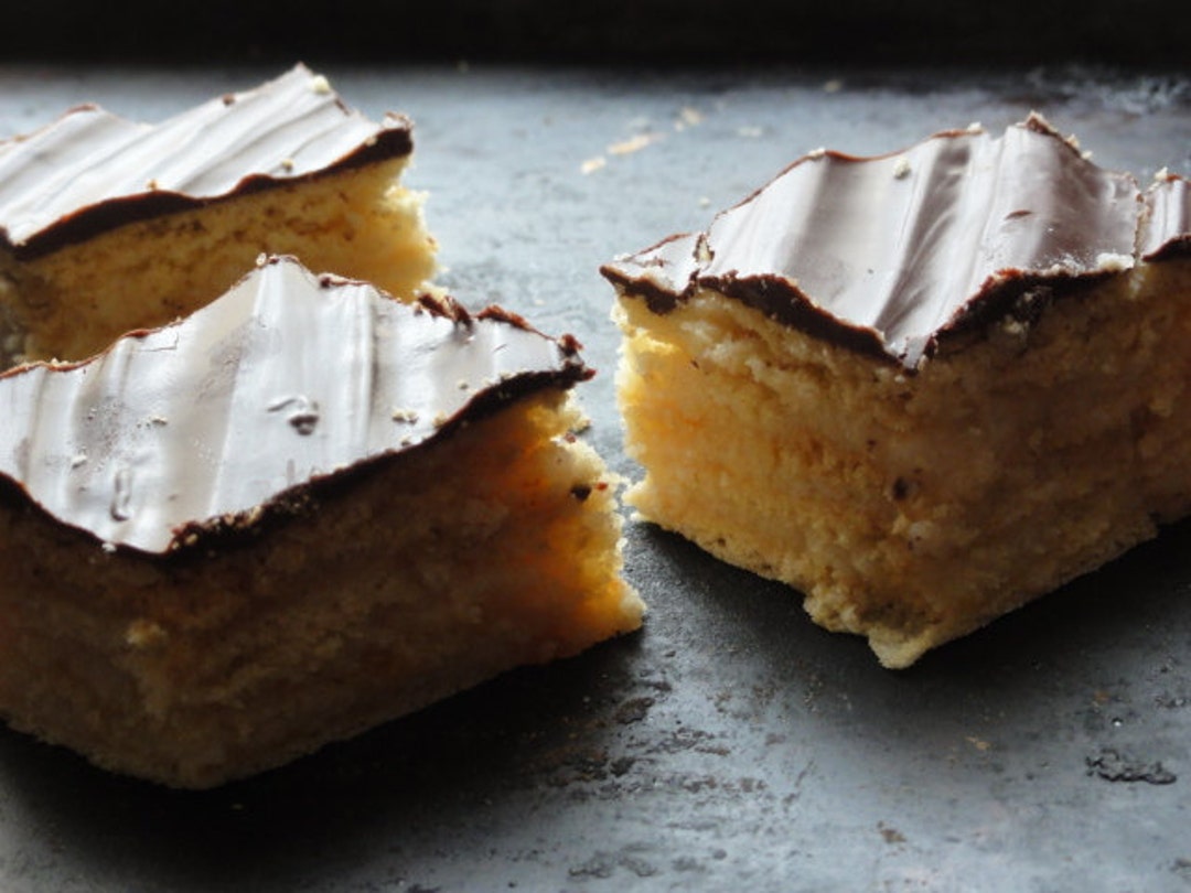 1lb Gerbeaud Slices, Zserbo Hungarian Cake , Honey With Chocolate on ...