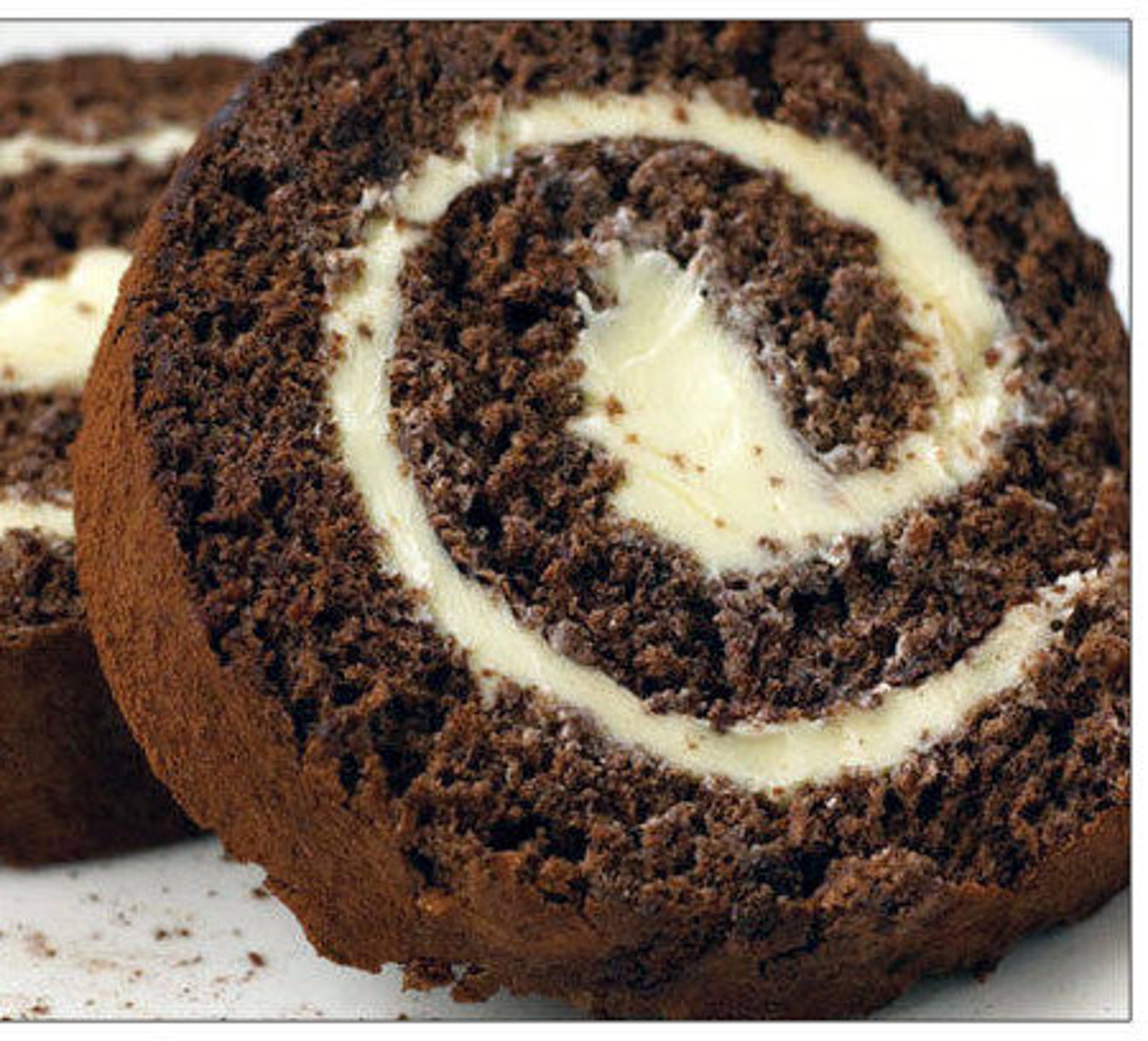 1 1/2 Lb Chocolate Roll, Chocolate Sponge Cake , Chocolate Buttercream ...