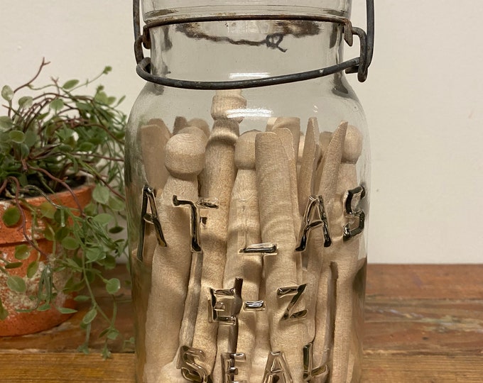 Antique Atlas Glass Clothespin Jar...ez Seal. Quart. Retro. Farmhouse ...