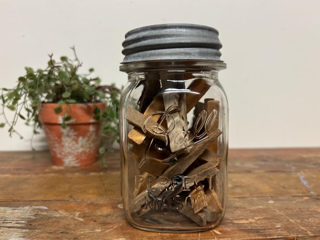 Vintage Ball Clothespin Mason Jar...pint. Ideal. Farmhouse. Cottage ...