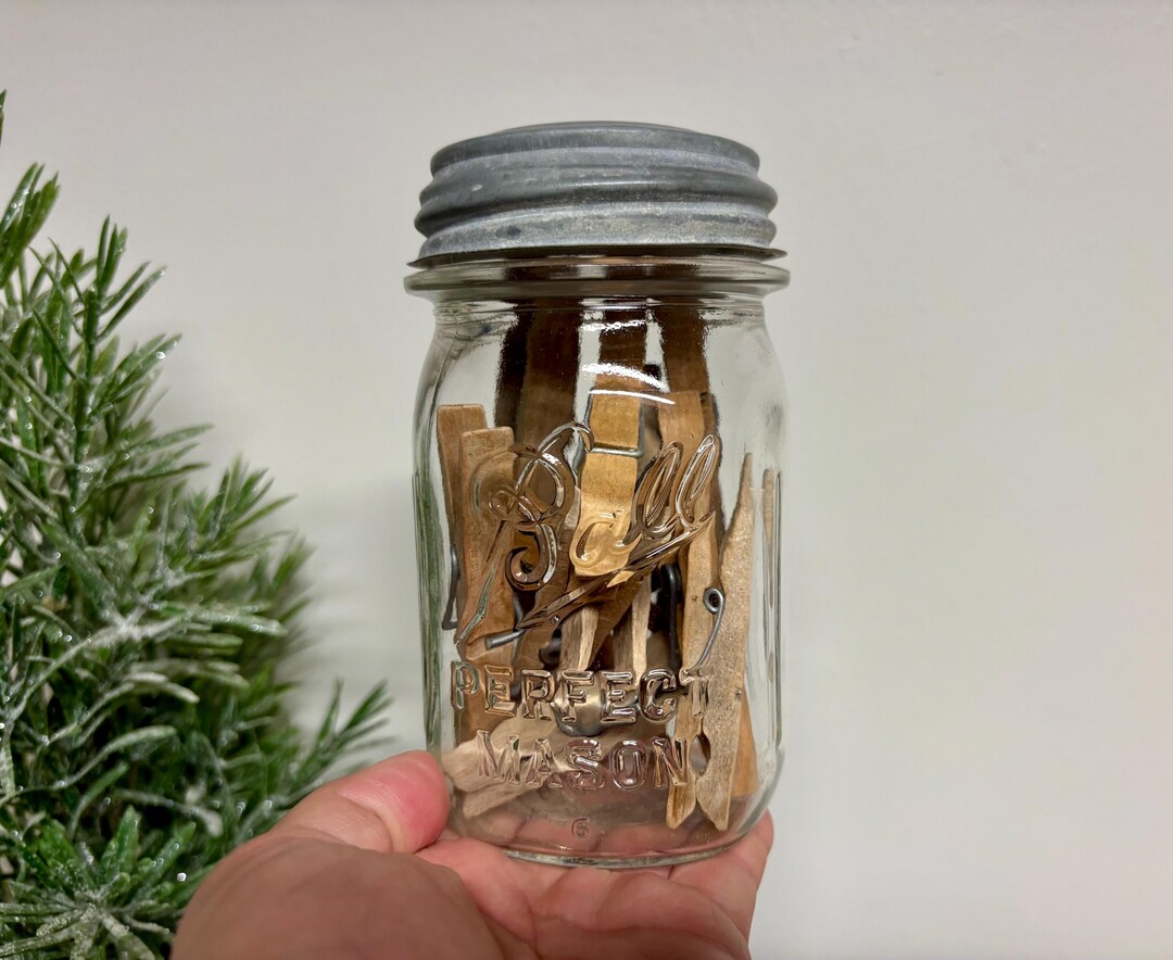 Vintage Glass Clothespin Jar...ball Perfect Mason. Pint. Modern ...