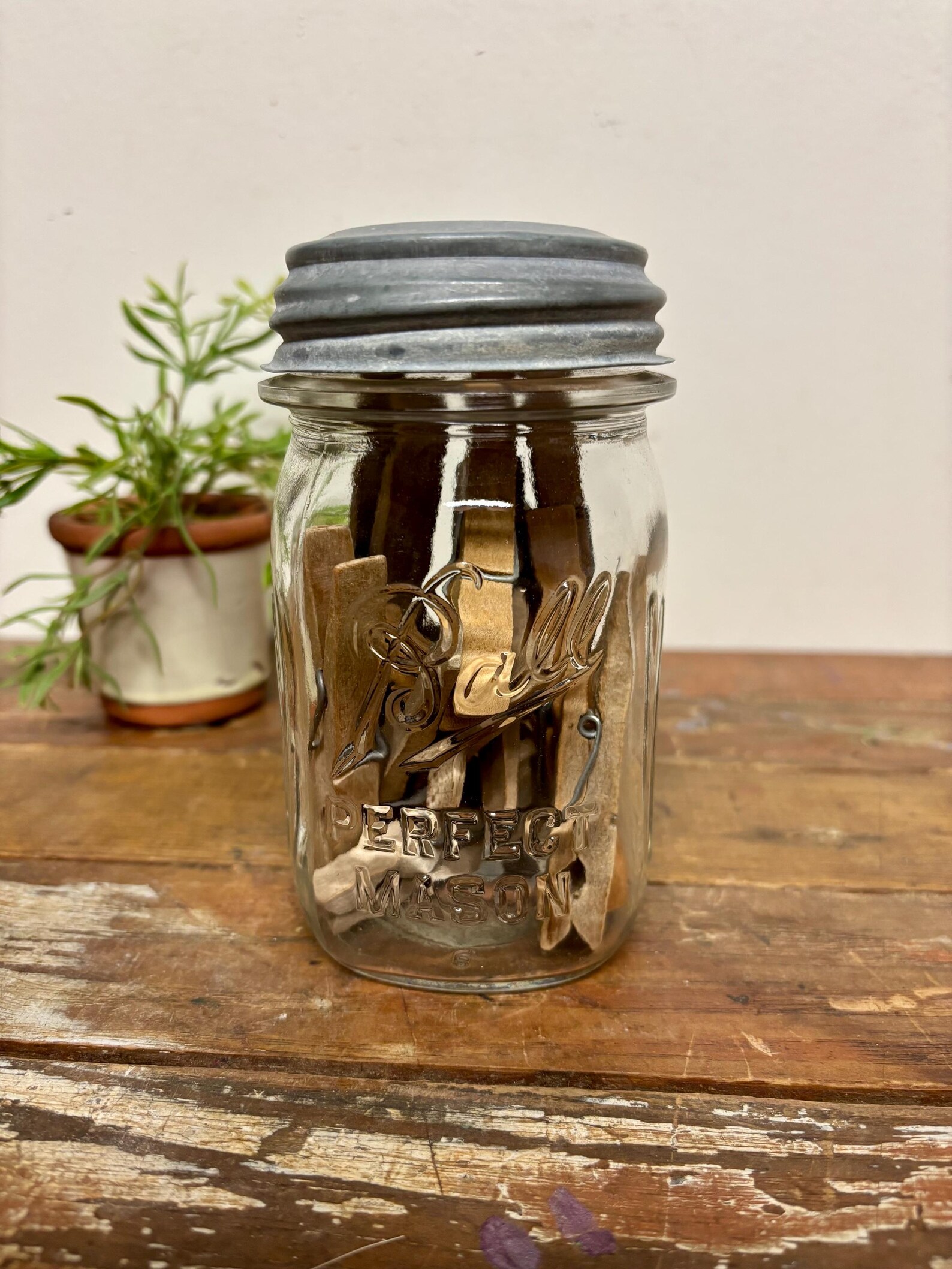 Vintage Glass Clothespin Jar...ball Perfect Mason. Pint. Modern ...