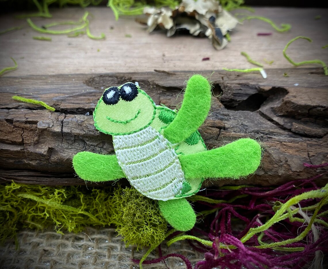 Sea Turtle - Layered Green Felt - Embroidered Patch - Iron on Applique ...
