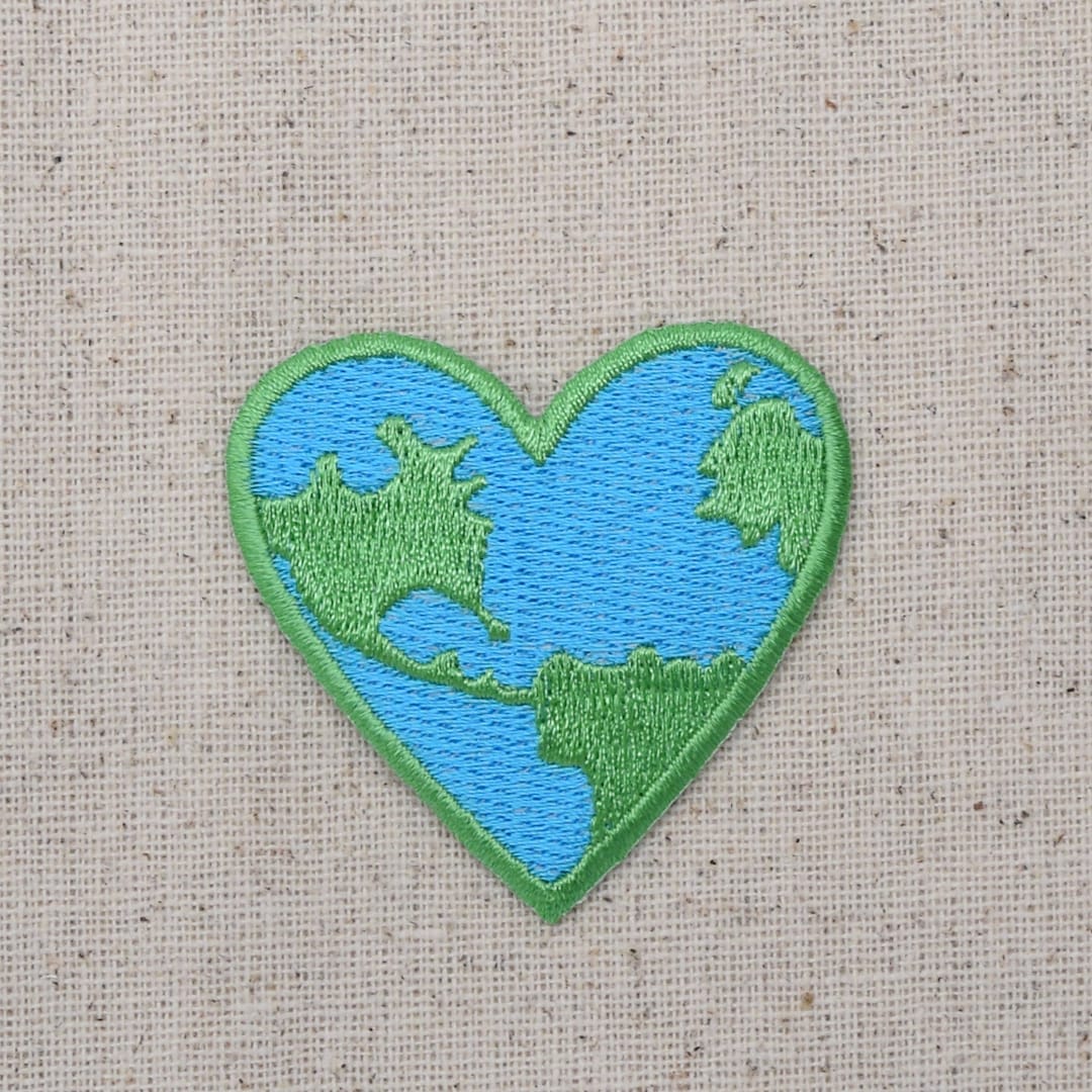 Planet Earth - Heart - Iron on Applique - Embroidered Patch - 694760-A ...