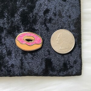 Donut Pin - Etsy