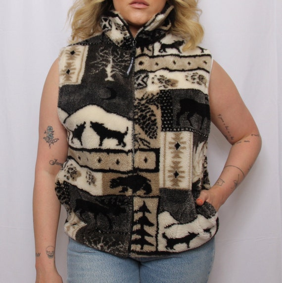 Vintage Plush Howling Wolf Zip-Up Vest - Gem