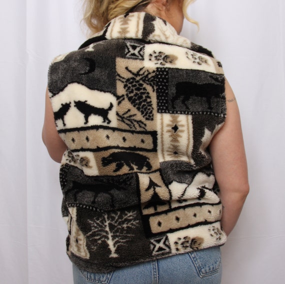 Vintage Plush Howling Wolf Zip-Up Vest - Gem