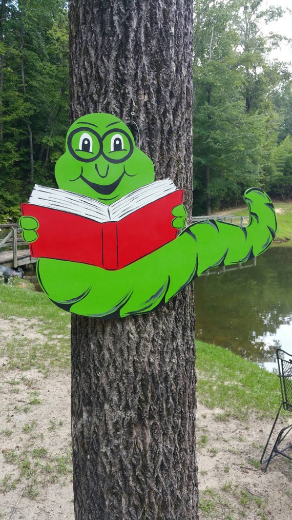 Bookworm door hanger | Etsy