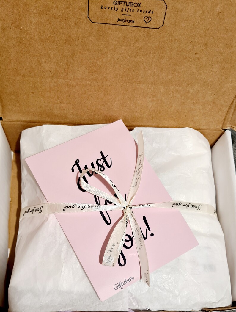 Postal Gifts Hug in a Box Letterbox Gift Treat Box Mothers Day Self ...