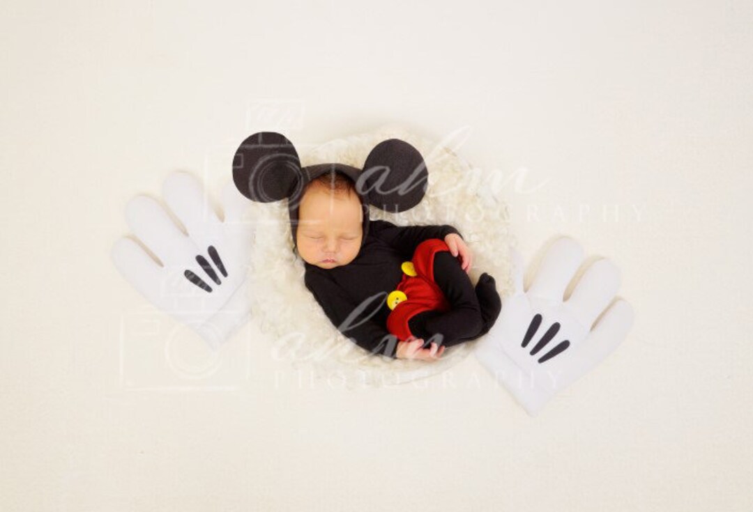 Mickey Hands Newborn Digital Backdrop Boy Baby Mouse Composite ...