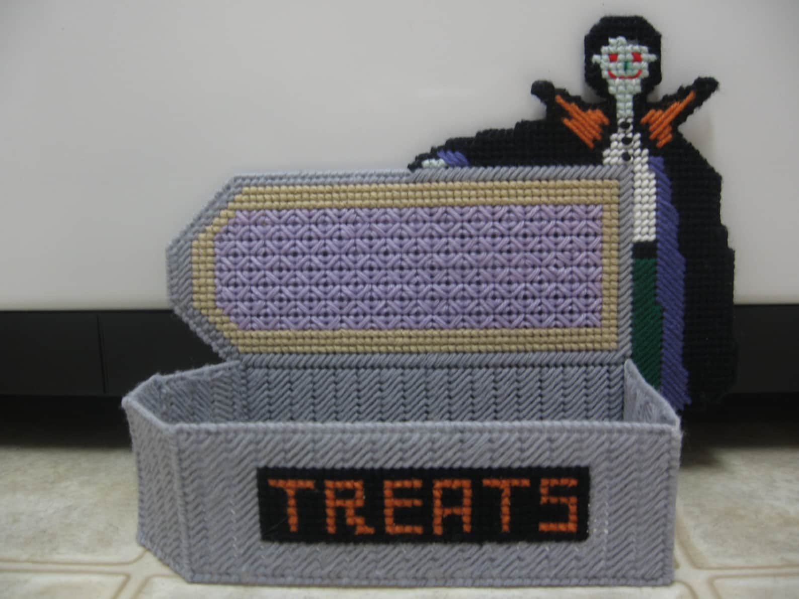 Halloween Decorations-plastic Canvas Vampire and Coffin Treat Holder ...