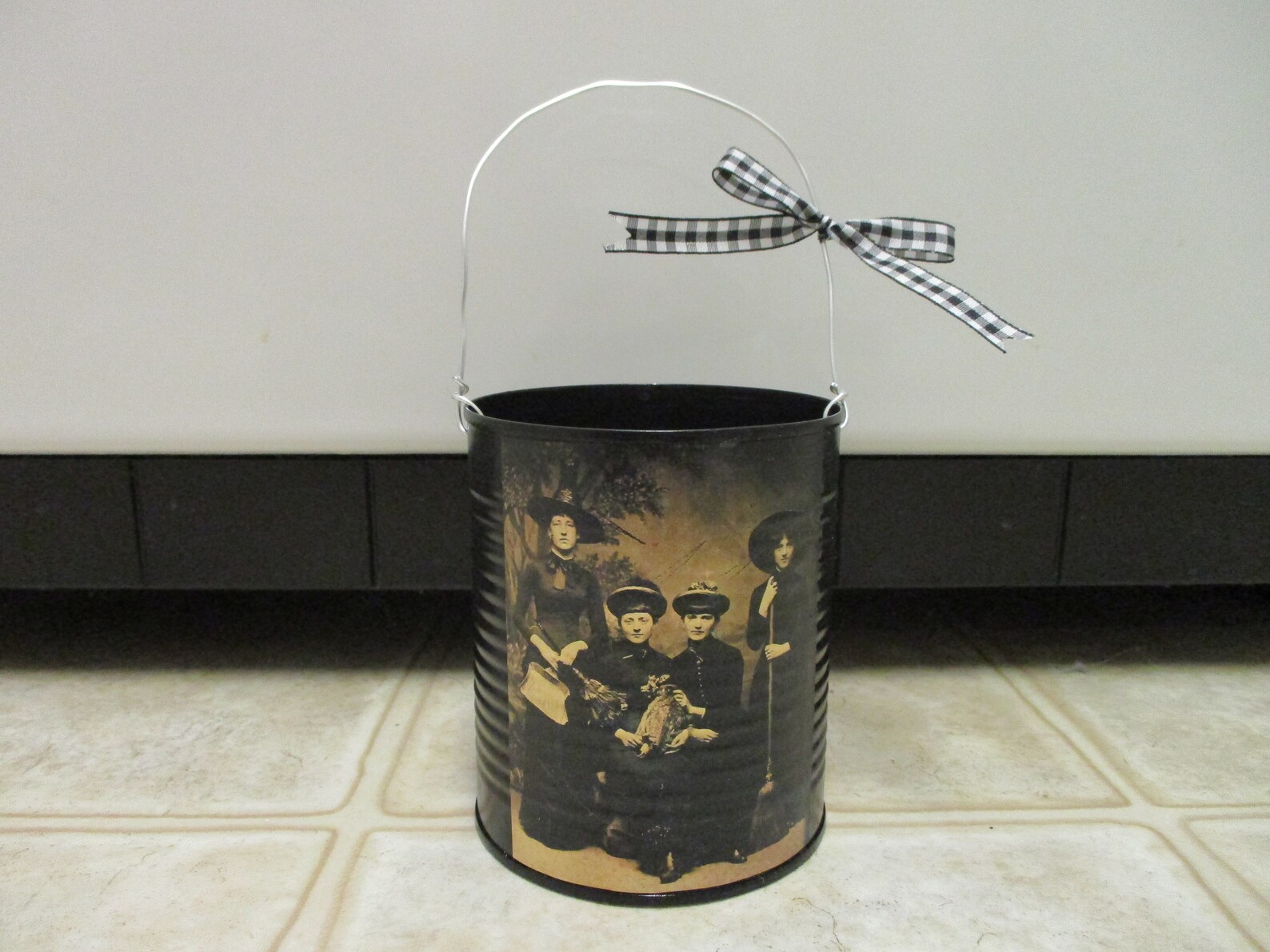 Vintage Witches Decoupage Tin Can-halloween Decor-halloween Cans-retro ...