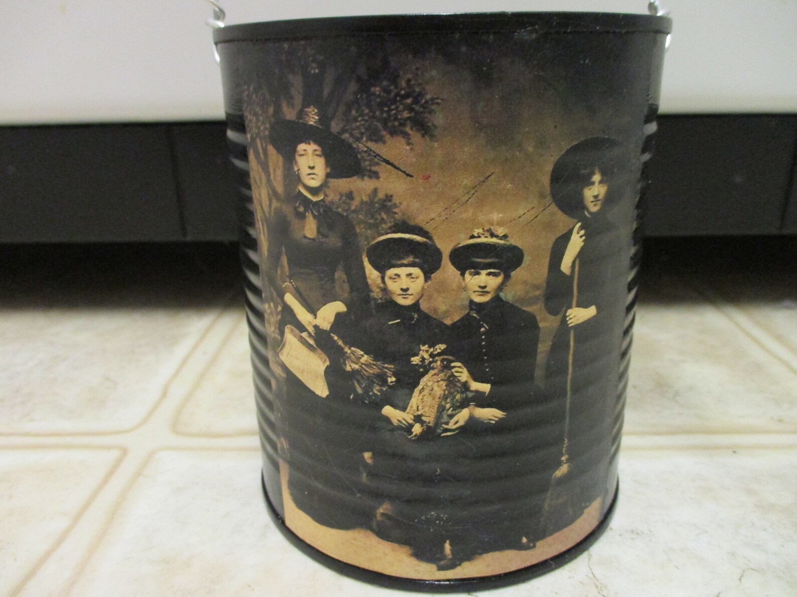 Vintage Witches Decoupage Tin Can-halloween Decor-halloween Cans-retro ...