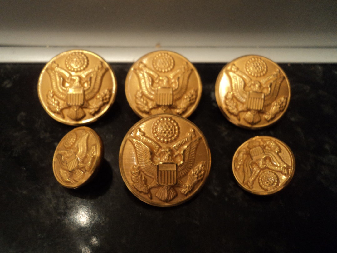 6 Cheshire Button CT. USA - Etsy