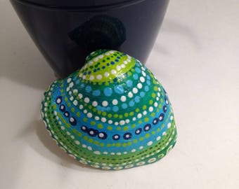 Painted clam shell | Etsy