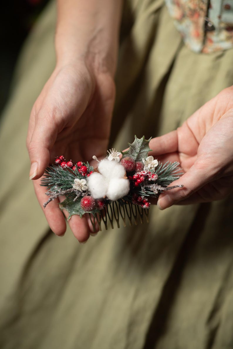 Winter Wedding Hair Comb – Christmas Cotton Flower & Red Berry ...