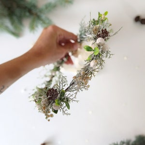 Winter Christmas Mistletoe Flower Crown, Fairy Bridal Hair Wreath ...