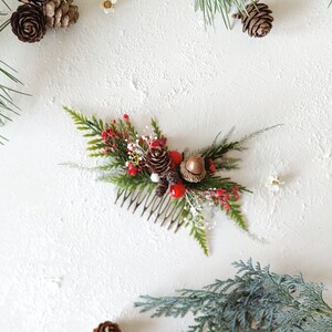Pine Cones and Red Berries Hair Comb Christmas Headpiece Woodland Hair ...