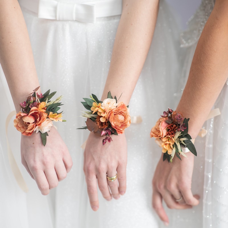 Flower Wrist Corsage - Etsy