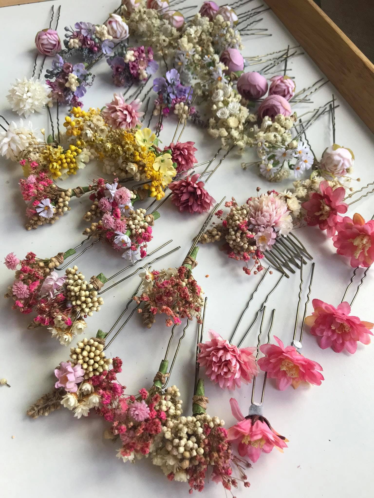 Greenery wedding hair pins Eucalyptus flower pins Flower | Etsy