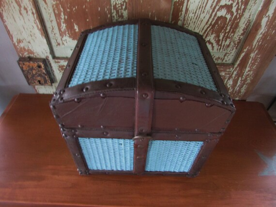 Items similar to Treasure chest keepsake box. Painted in a chalk paint ...