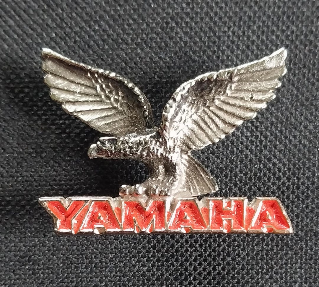 Vintage Yamaha Logo Flying Eagle Pinback PIN Biker Motorcycle Old ...