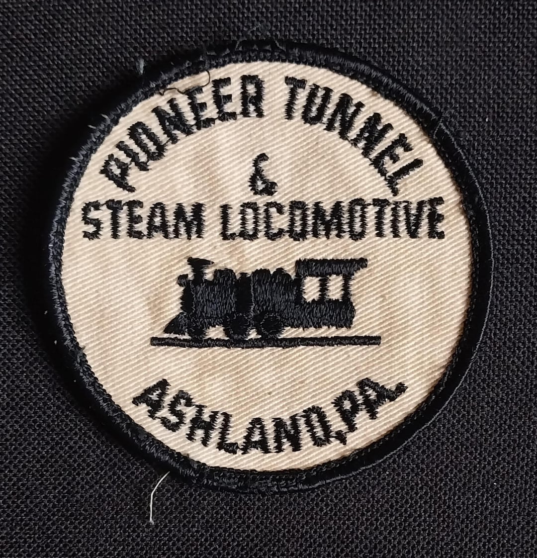 RARE Vintage Pioneer Tunnel & Steam Locomotive Ashland PA Train ...