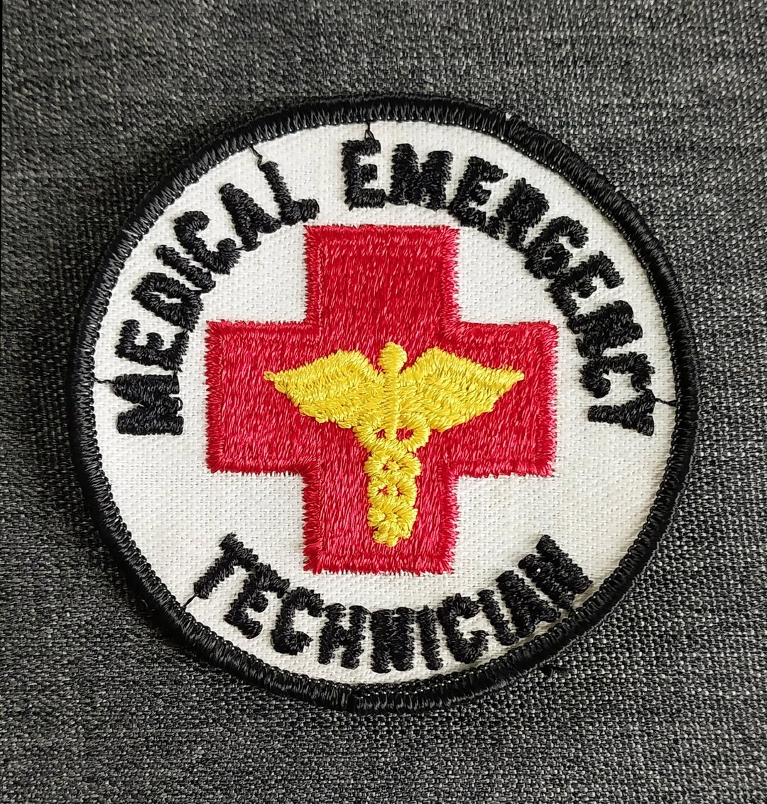 Vintage ~ Medical Emergency Technician Red Cross Embroidered Sew on ...