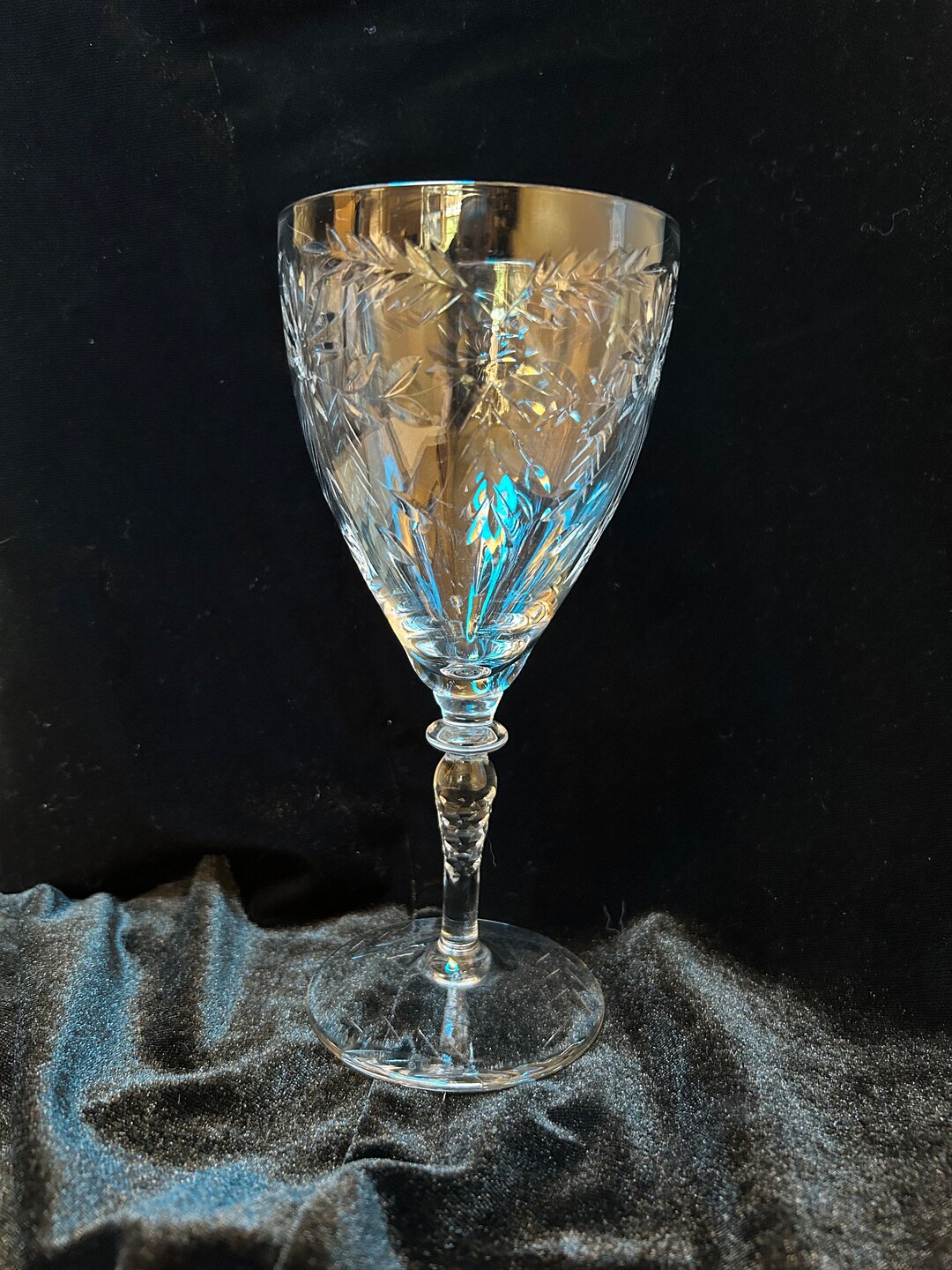 Tiffin Franciscan Wine Glass Etched Floral and Leaves Pattern Button ...