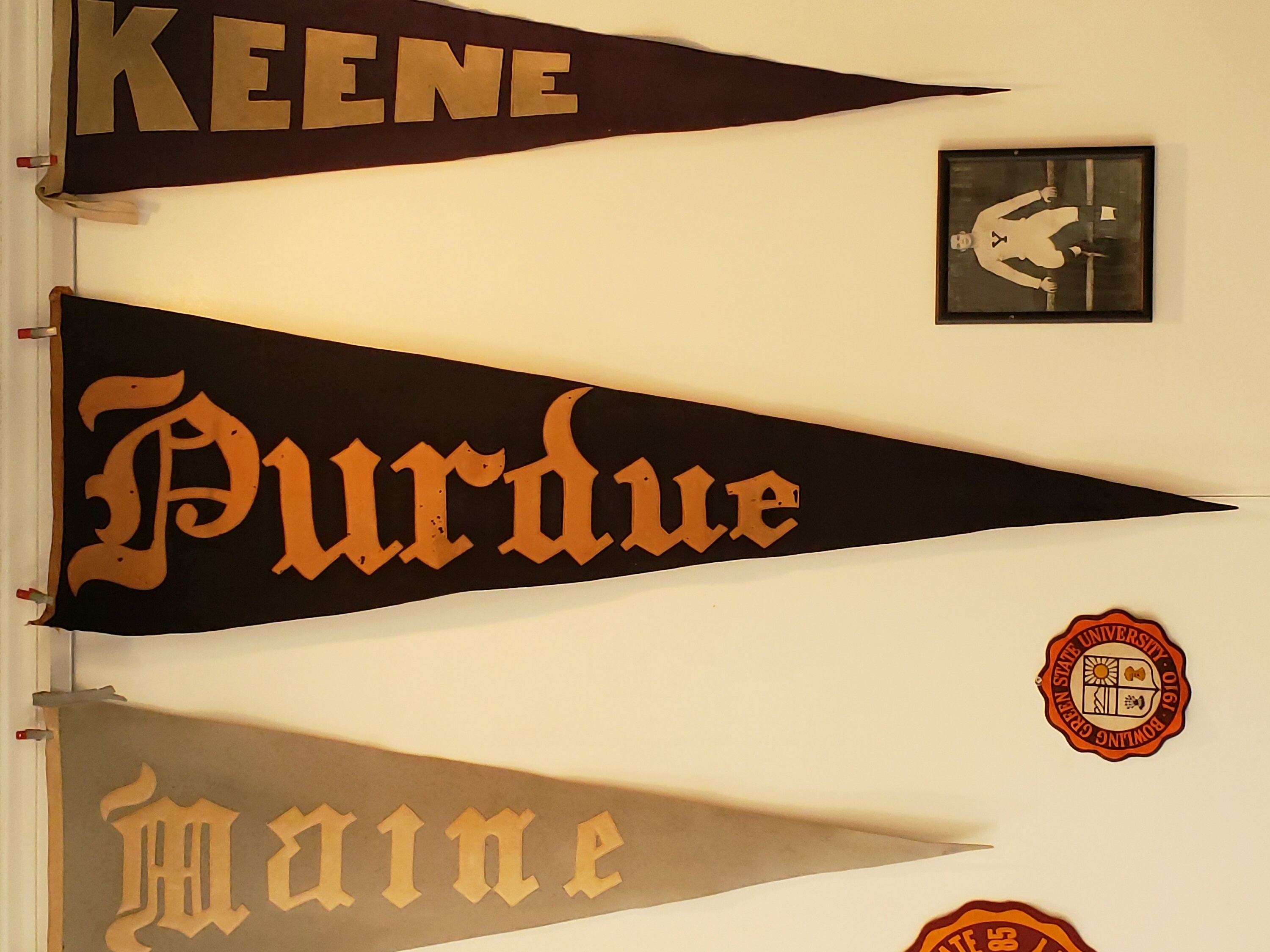 Souvenirs & Events Vintage Purdue University Pennant Art & Collectibles ...