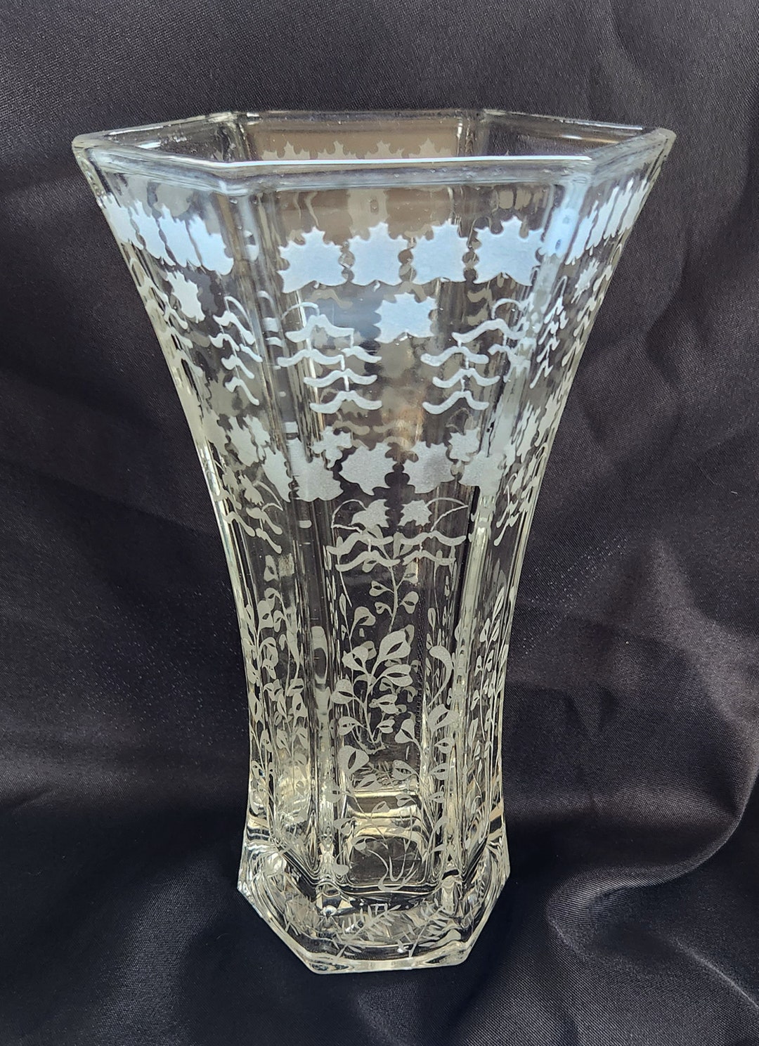 Six Sided Glass Vase, Maple Leaf and Vines Design - Etsy
