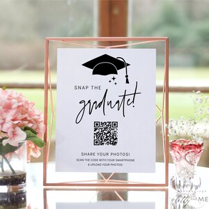 QR Code Graduation Photo Sign, Snap the Graduate Photo Guest Book Sign ...