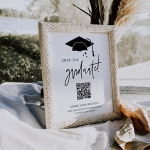 QR Code Graduation Photo Sign, Snap the Graduate Photo Guest Book Sign ...