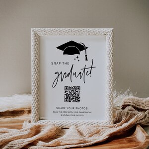 QR Code Graduation Photo Sign, Snap the Graduate Photo Guest Book Sign ...