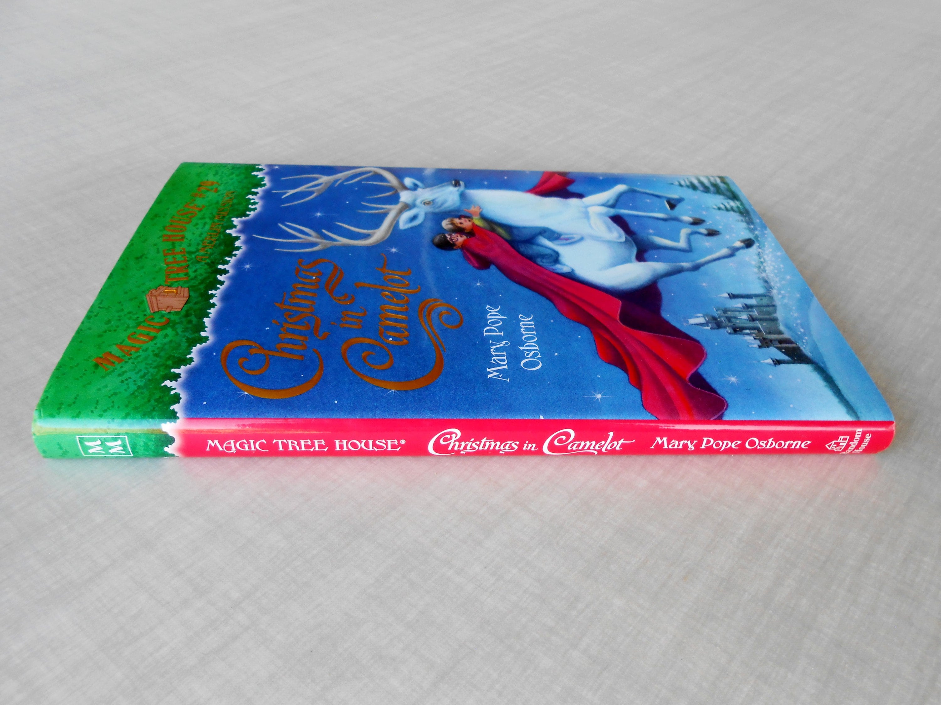 Christmas in Camelot, Magic Tree House, Book 29, A Merlin Mission, Kids ...