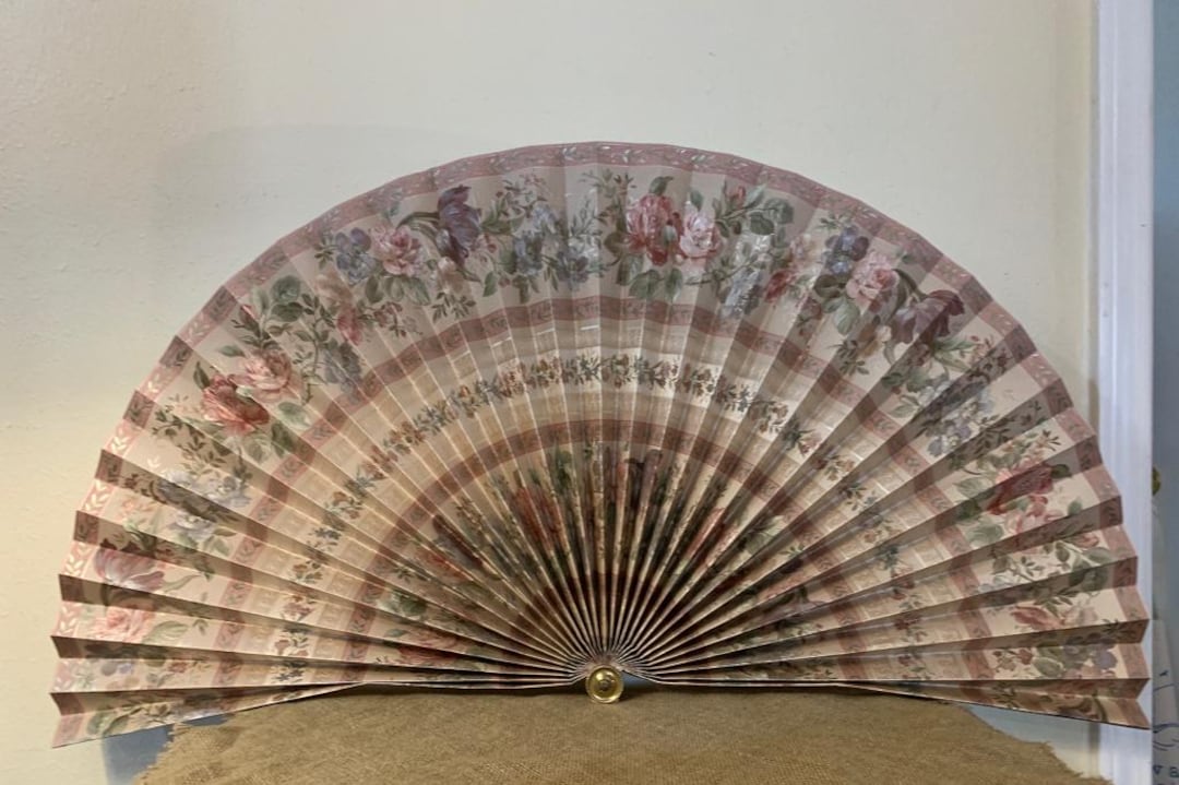 Large Vintage Heavy Floral Paper Wall Fan Decorative Gold Medallion ...