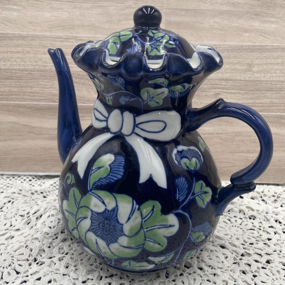 Vintage Blue Teapot Floral Farmhouse Kitchen Teapot Cottagecore Decor ...
