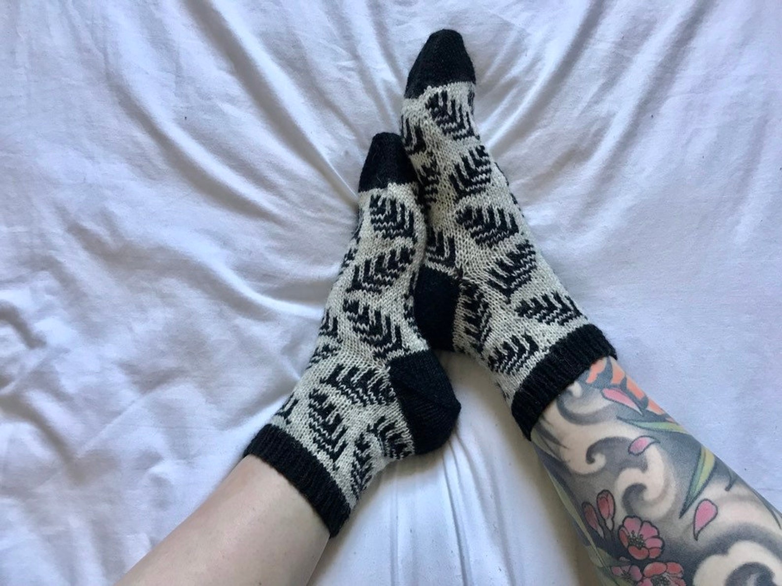 KNITTING PATTERN Sock Knitting Pattern | Digital PDF Colorwork Sock ...