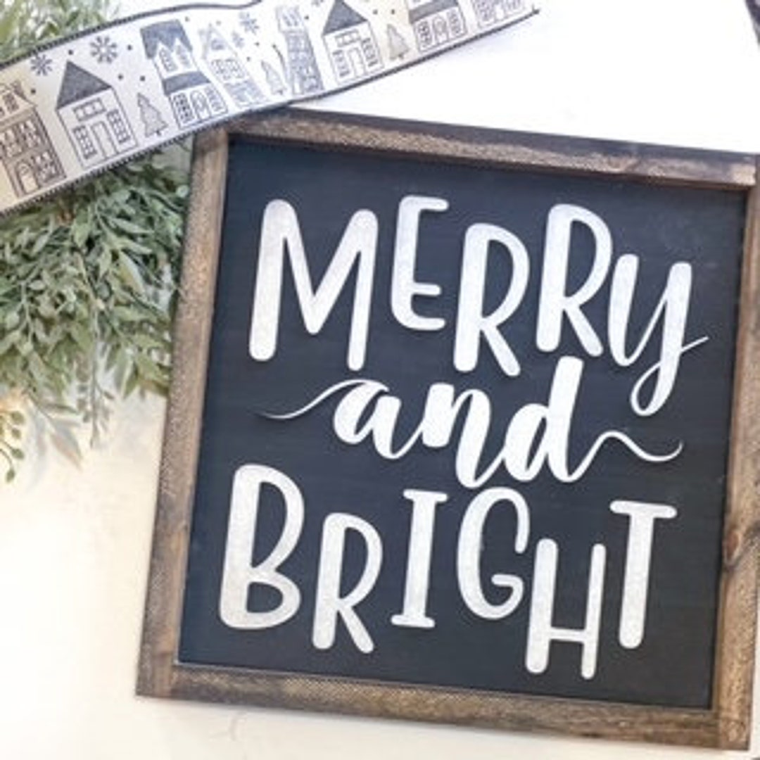 Merry and Bright Christmas Farmhouse Sign Christmas Decor - Etsy