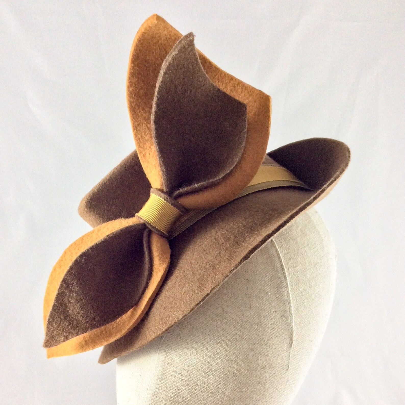 Made to Order 40s Inspired Triangular Crown 'doll' - Etsy