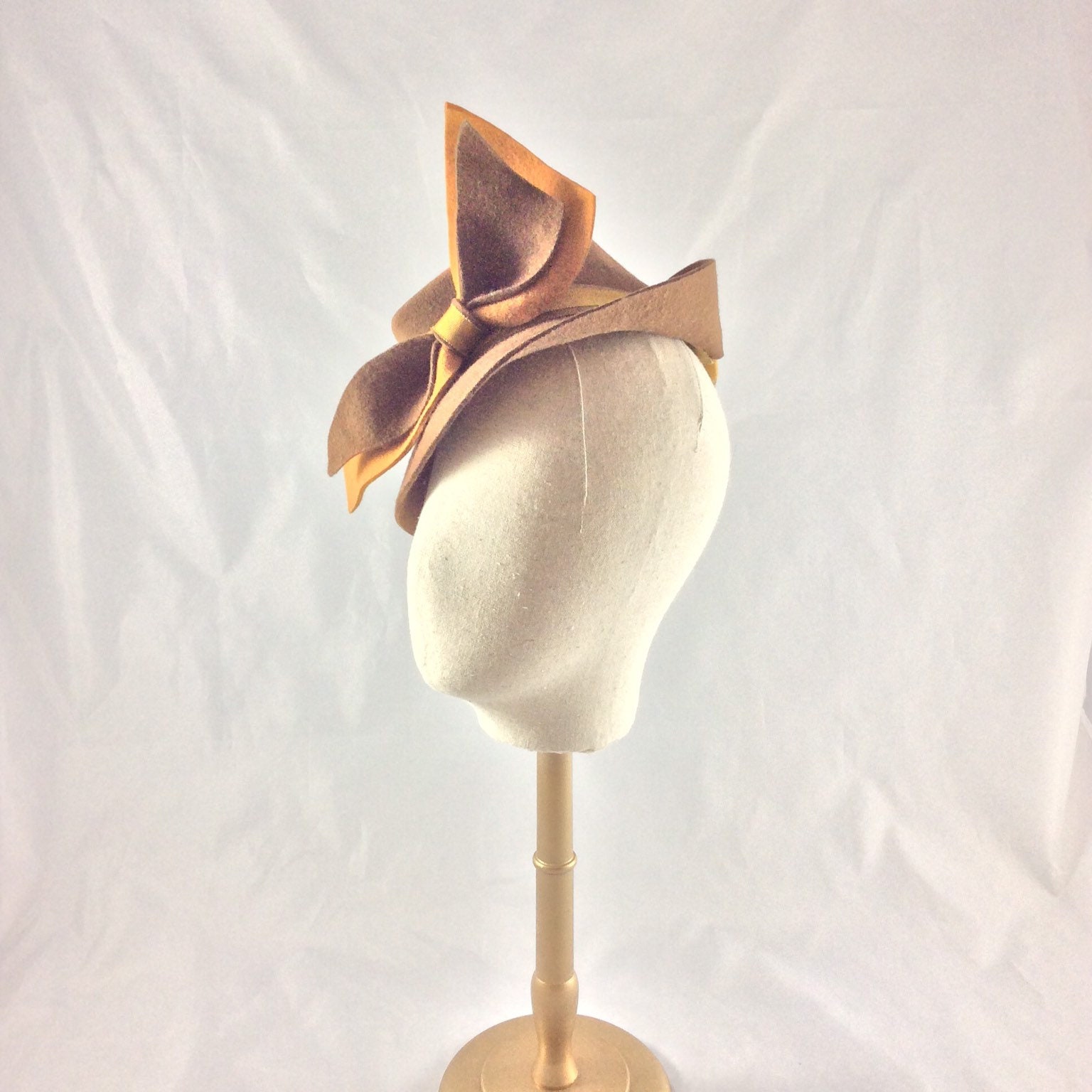 Made to Order 40s Inspired Triangular Crown 'doll' - Etsy