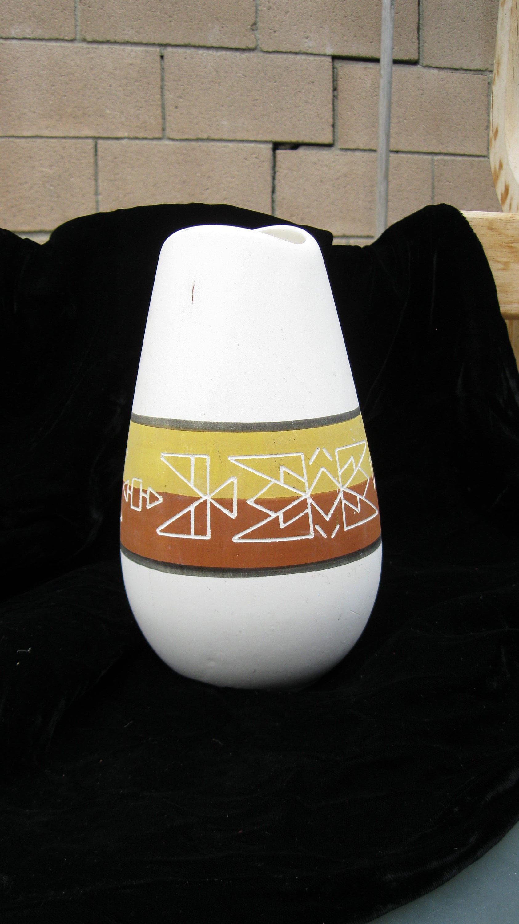 American Indian Vase, Hand Carved Pottery Vase, Signed SPRC SD Larry - Etsy