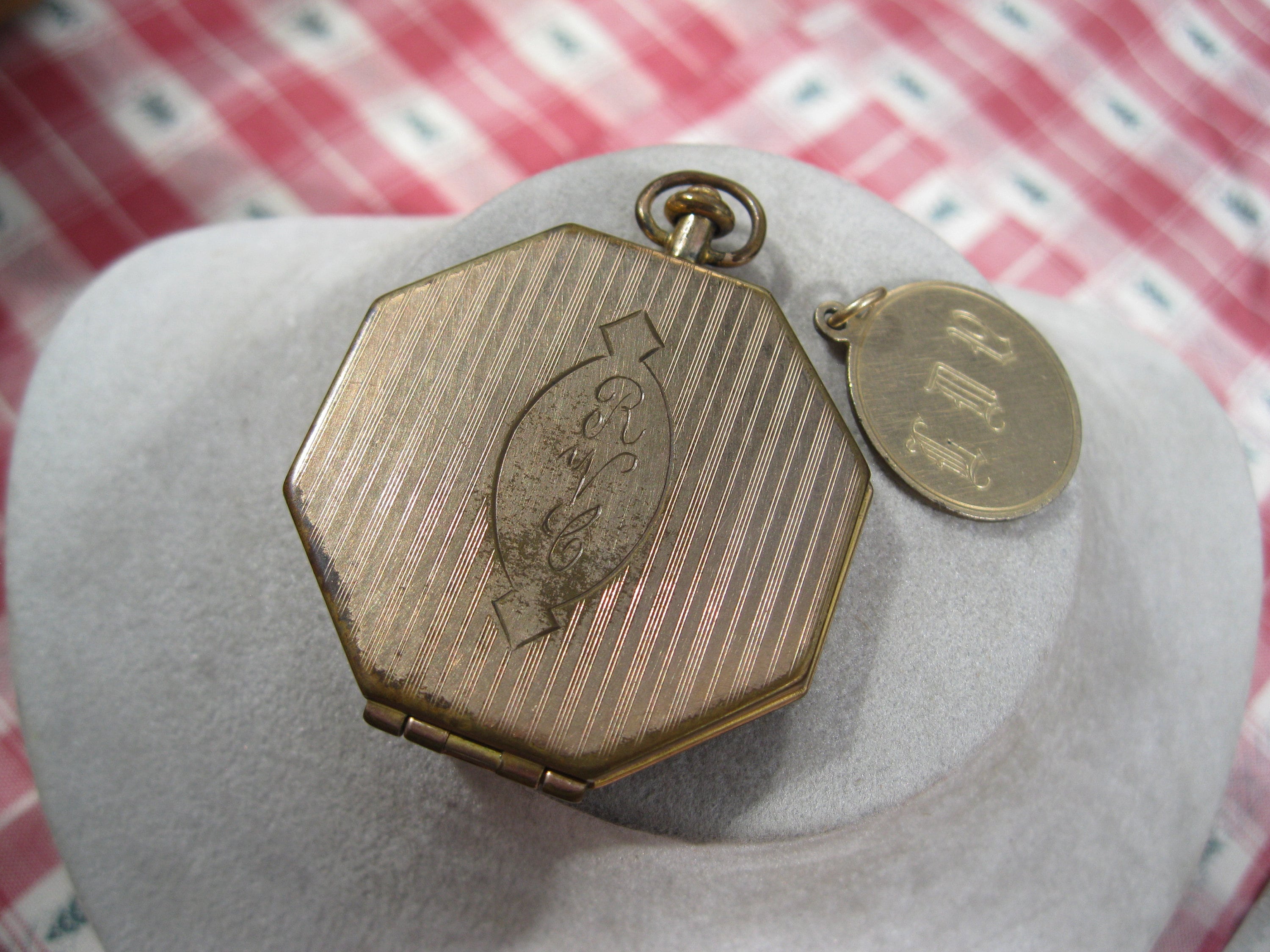 Vintage Gold Filled Octagonal Locket and Love Token Charm - Etsy