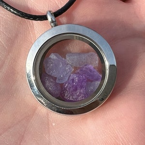 RARE Hackmanite Pendant | UV Reactive Fluorescent Glowing Ussingite ...