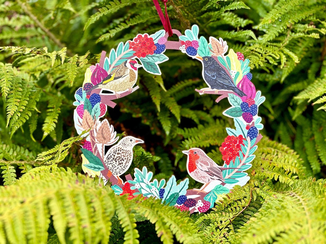 Wooden Christmas Wreath, Christmas Wreath, Birds and Berries Wreath ...