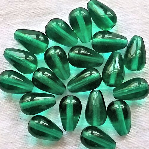 Lot of 25 Garnet Red Glass Drop Beads Smooth Teardrop Beads - Etsy